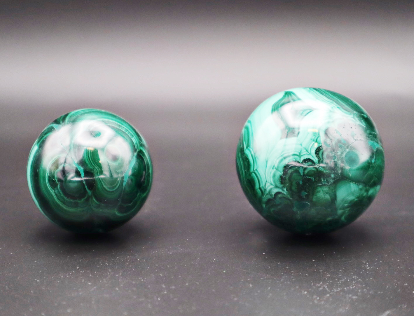Malachite sphere - The Lizzadro Museum of Lapidary Art